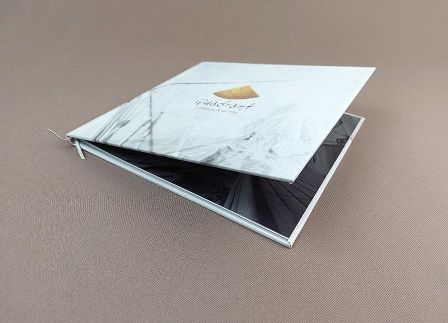 Hard Cover Menus | με σκληρό εξώφυλλο και λάστιχο | ADVGRAPHICS MENUS